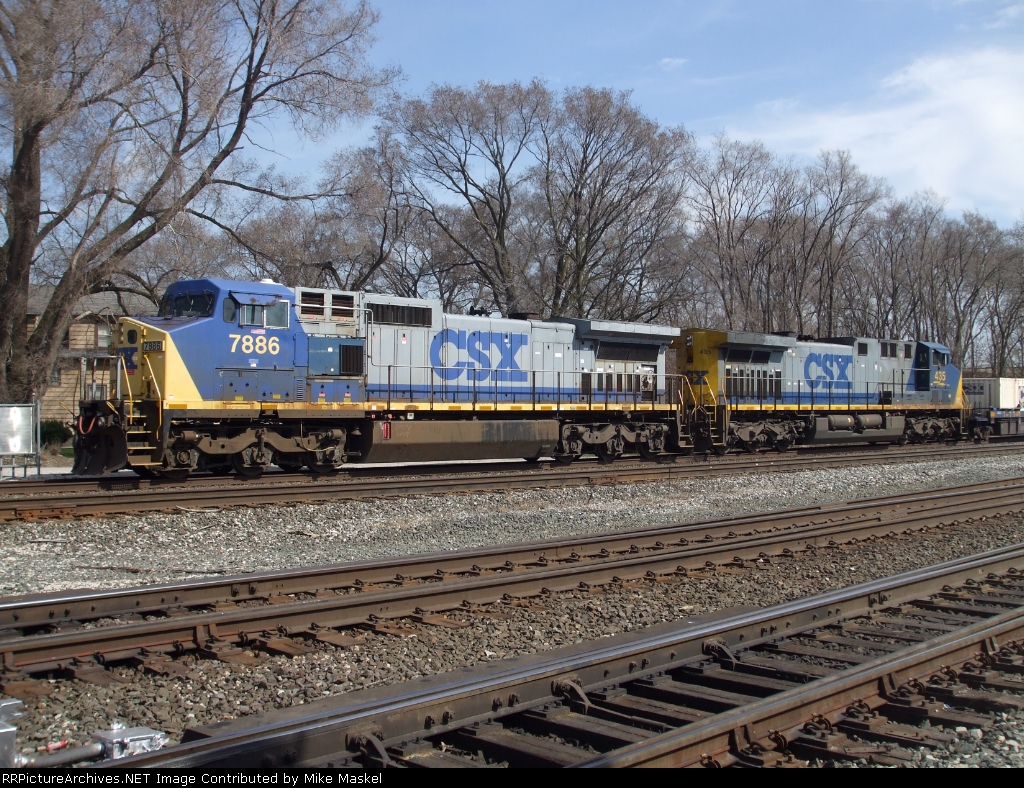 CSX 7886